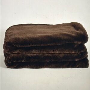 Unhide | Bedding | Unhide Lil Marsh Blanket Color Chocolate Hare 5x60 ...